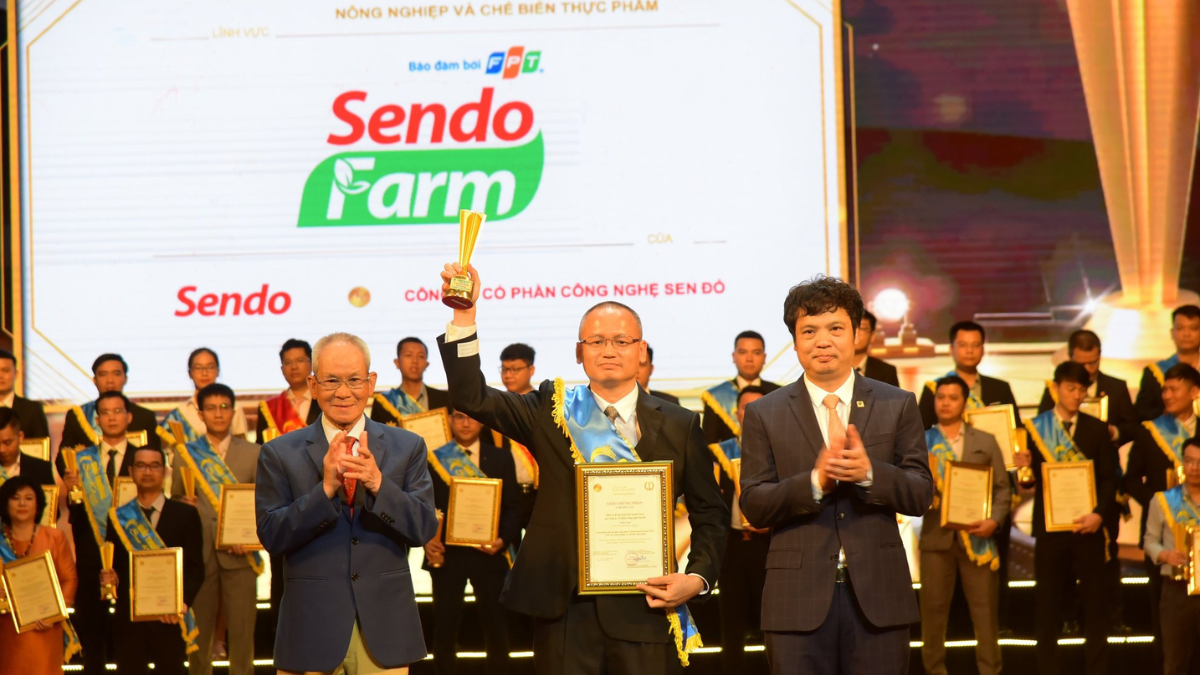 SENDO FARM VINH DỰ NHẬN GIẢI SAO KHUÊ 2022